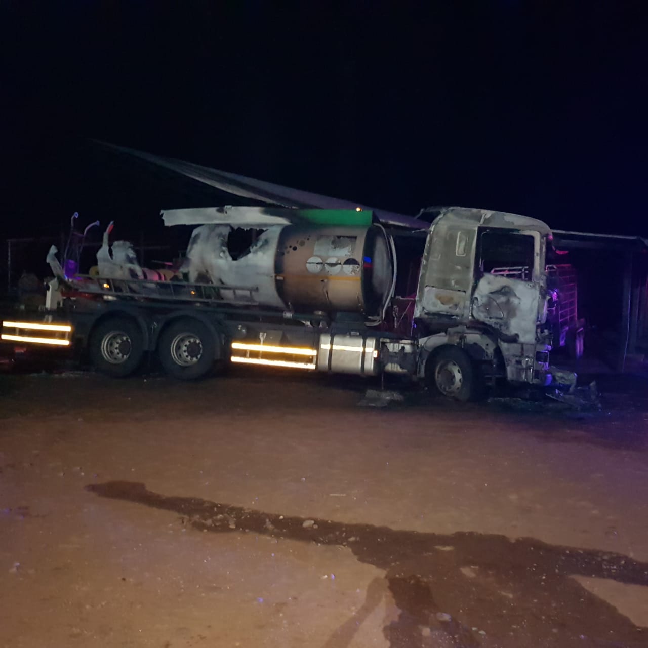 Petrol tanker in flames, driver seriously injured | Sedibeng Ster