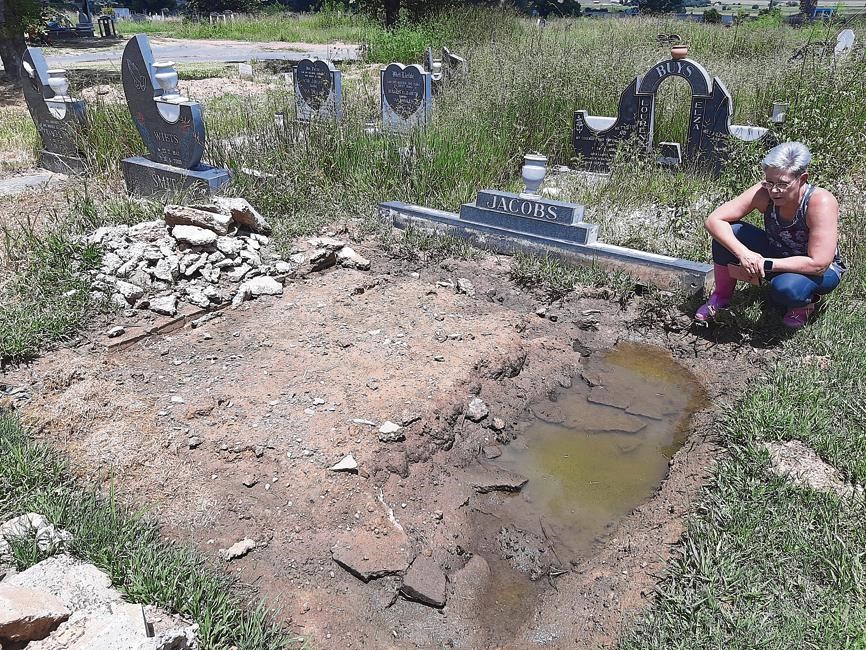 Family shocked by water inside graves | Sedibeng Ster