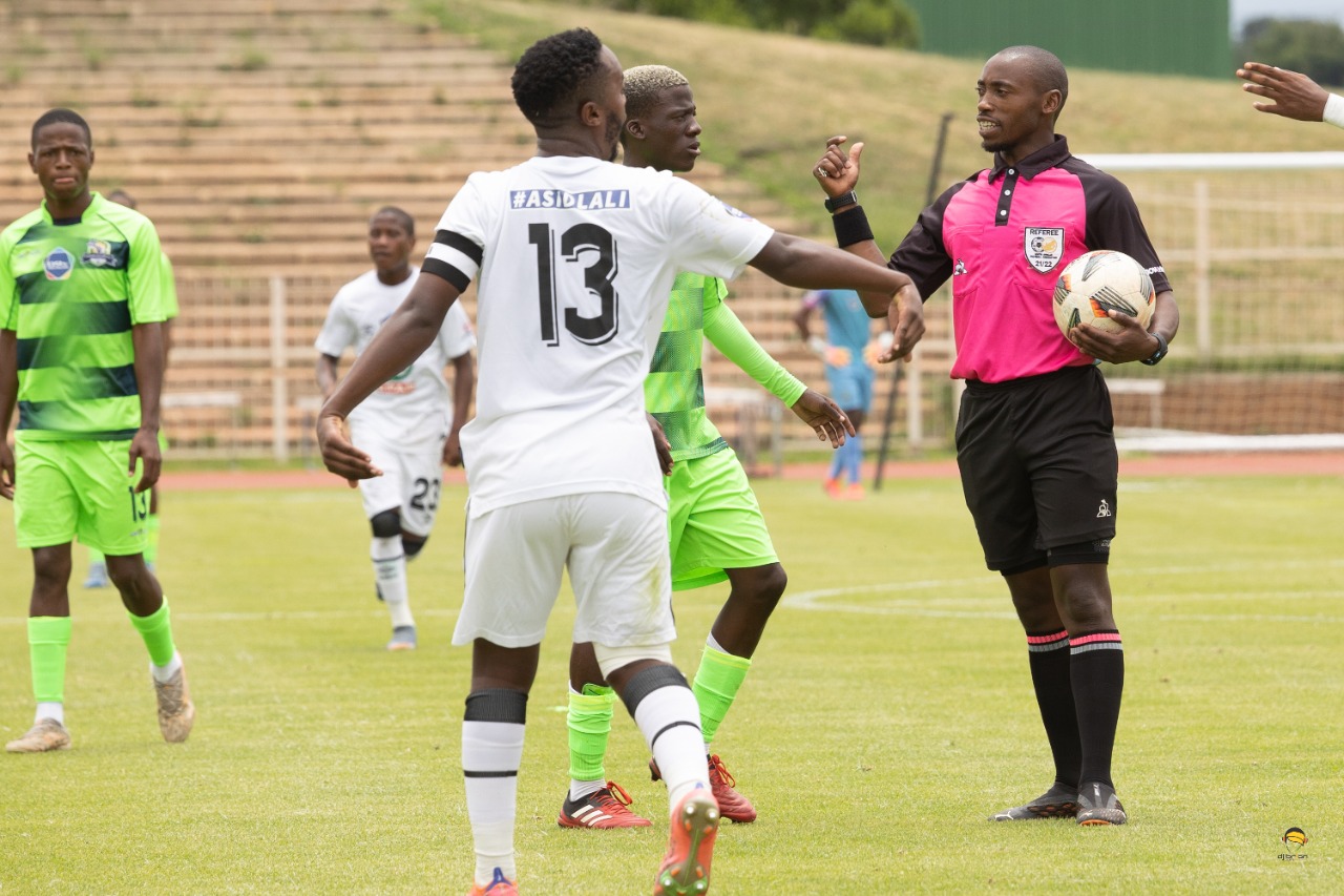 Makubu follows the footsteps of former local greats in refereeing ...