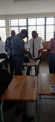 Evaton SAPS searches Qedilizwe learners | Sedibeng Ster