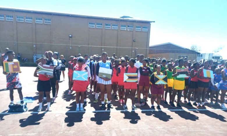 Netball teams in Netball Mini World Cup awareness | Sedibeng Ster