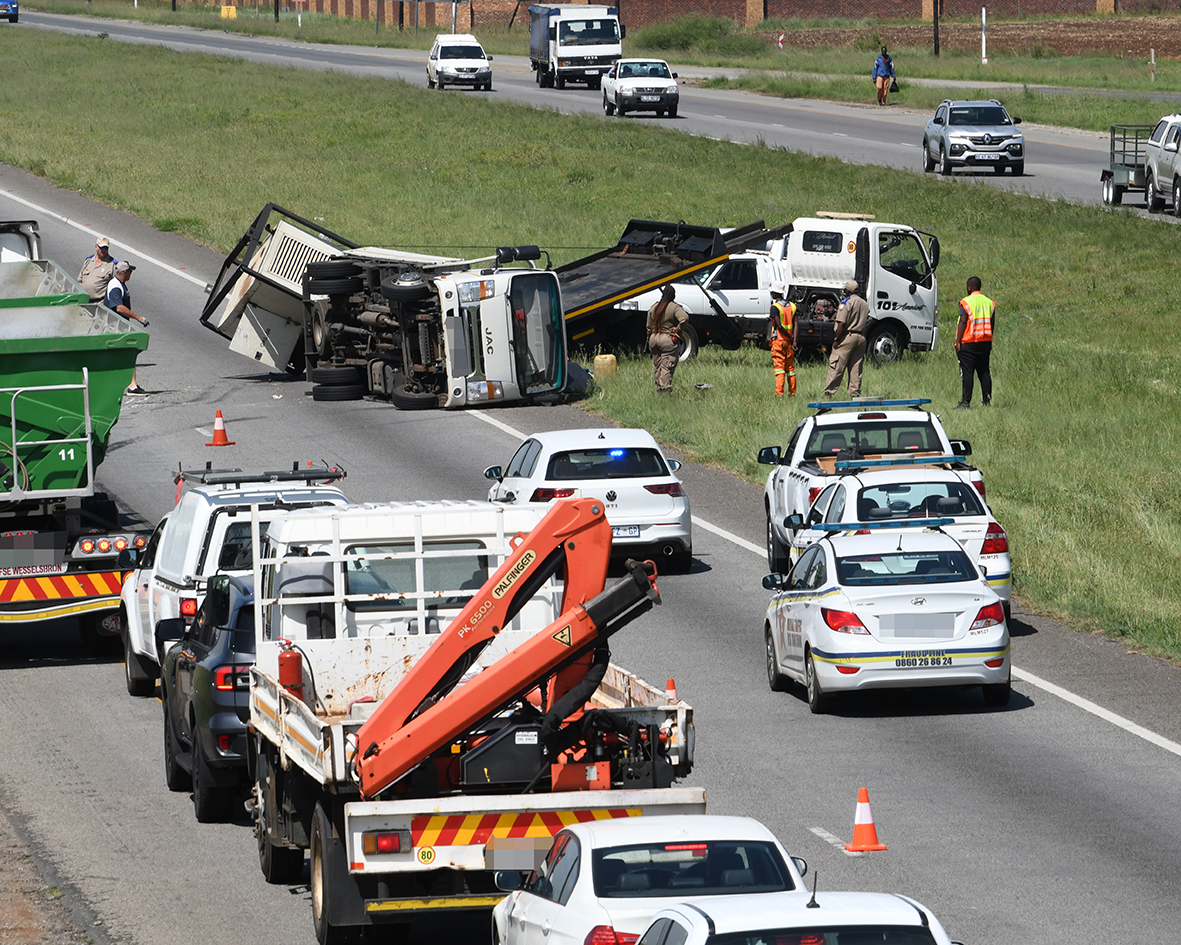 Accident brings R59 traffic to a standstill | Sedibeng Ster