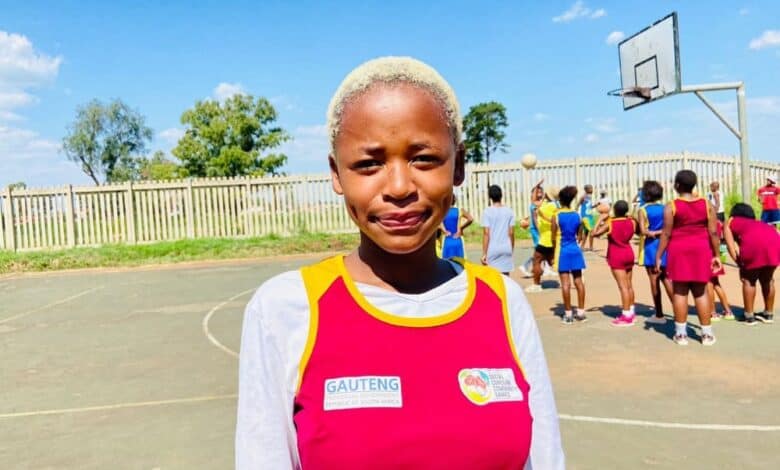 Former Jomo Cosmos star gives back to needy netball player | Sedibeng Ster