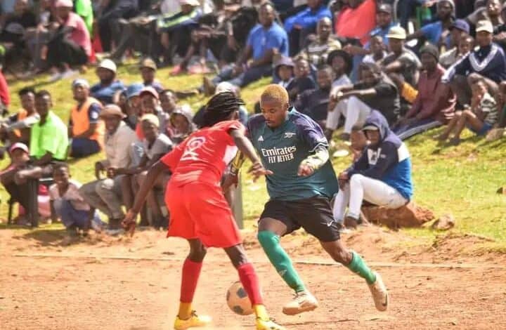 Winner will smile all the way to the bank with R10 000 cheque ...