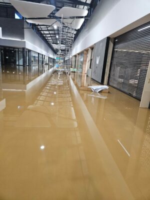 New shopping mall floods after heavy rain | Sedibeng Ster