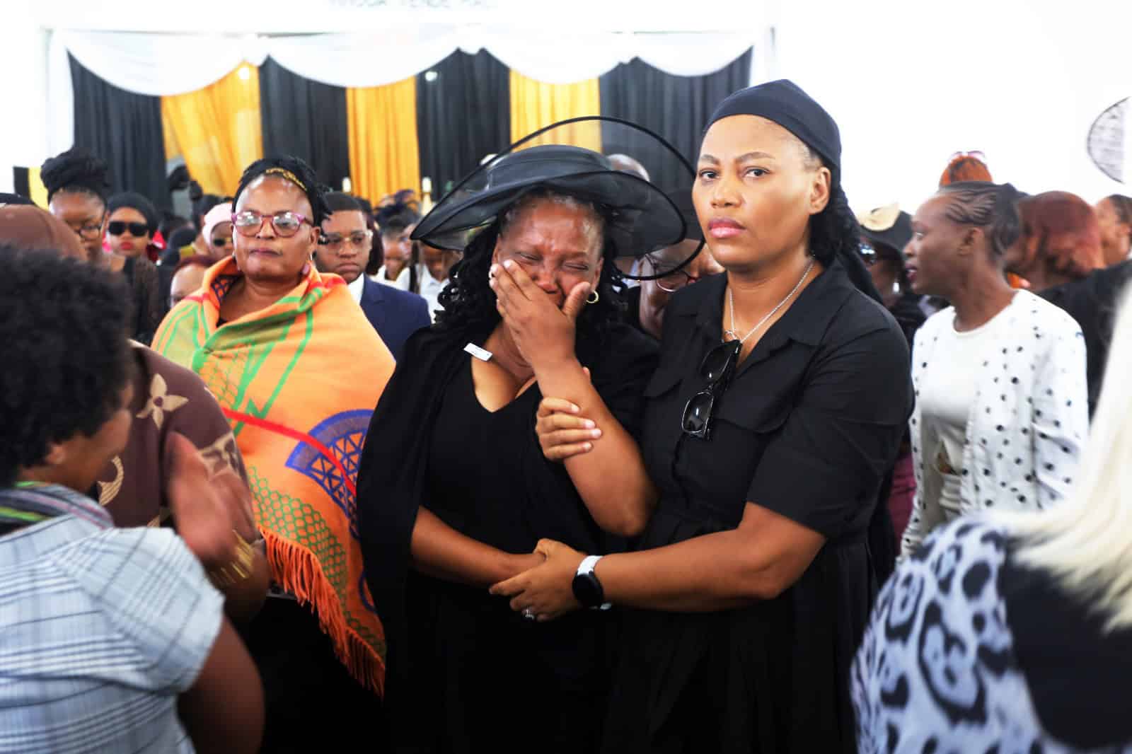 Final farewell as Thomas Sithole is laid to rest | Sedibeng Ster