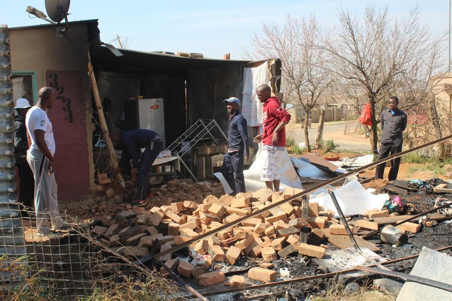 Love triangle leads to shack burn | Vaalweekblad