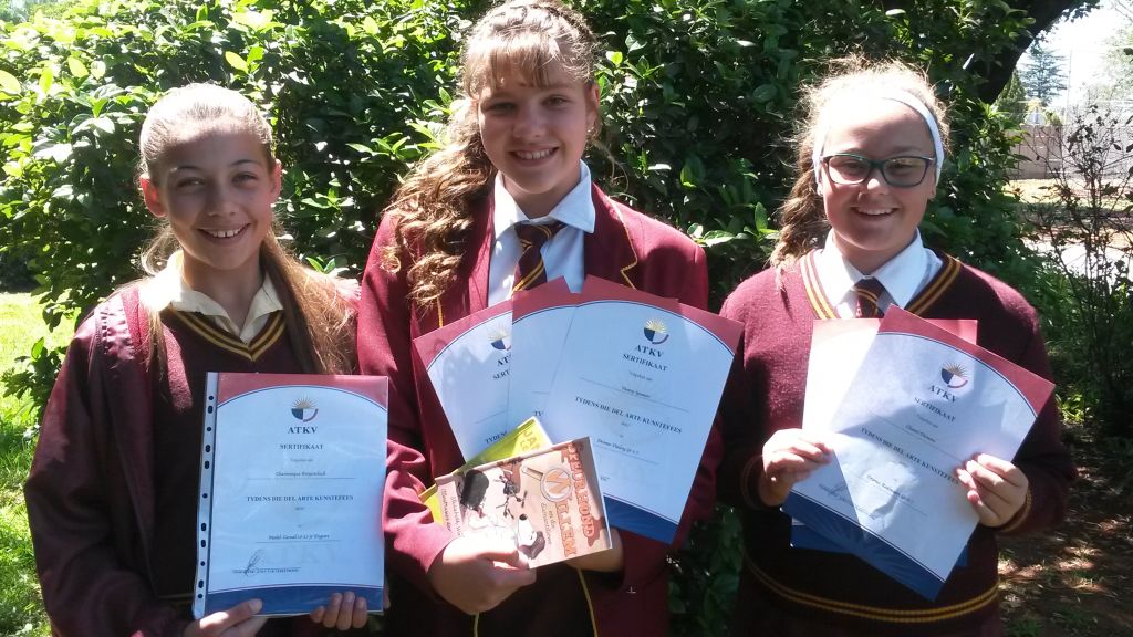 Rippies spog breëbors met dié driestuks | Vaalweekblad