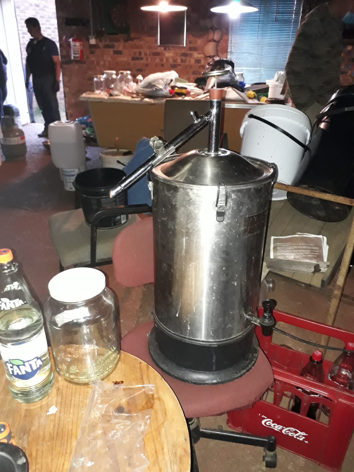 SAPS busts moonshine and dagga operation | Vaalweekblad