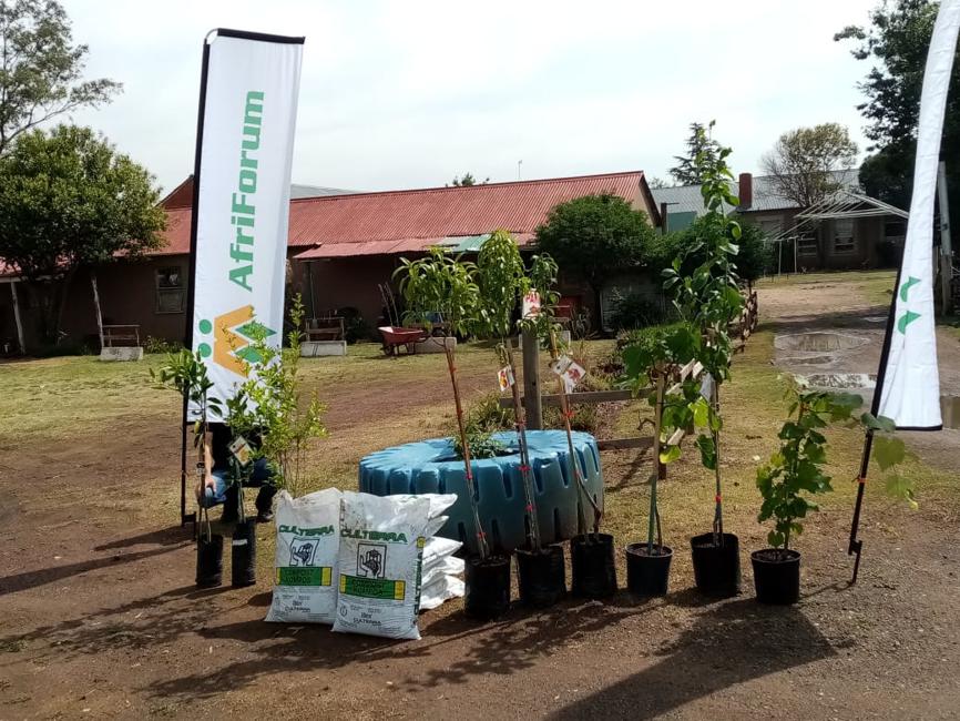 AfriForum se Meyerton-tak plant bome | Vaalweekblad