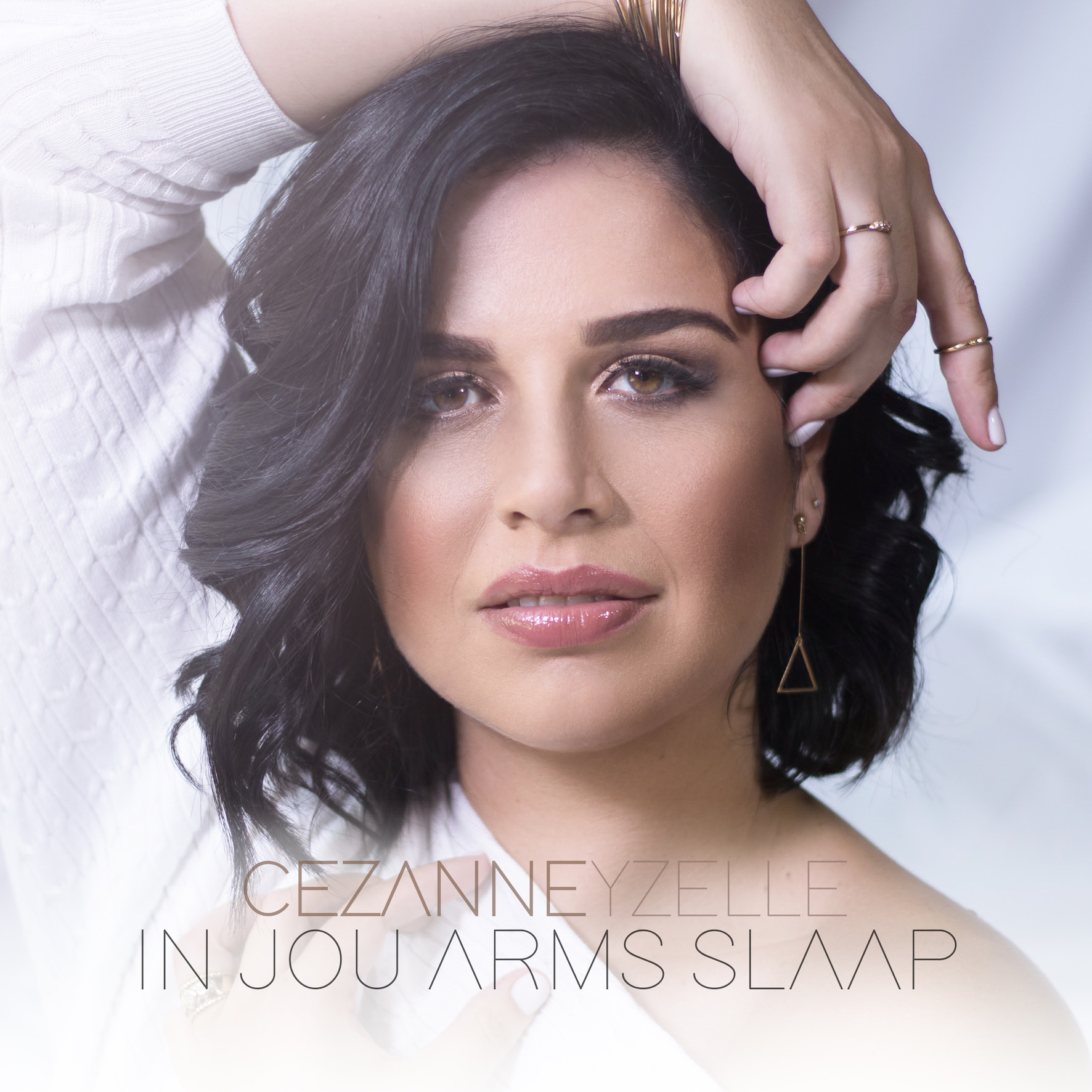 Cezanne Yzelle stel nuwe enkelsnit bekend: In Jou Arms Slaap | Vaalweekblad