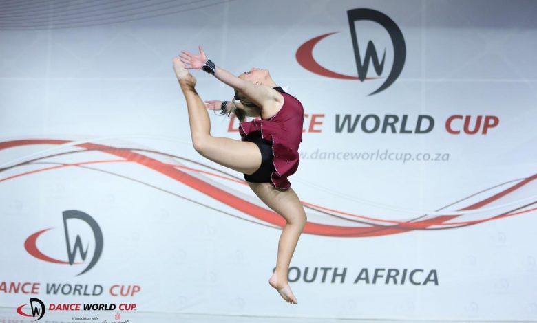 Razzmatazz dancers sizzle on stage | Vaalweekblad