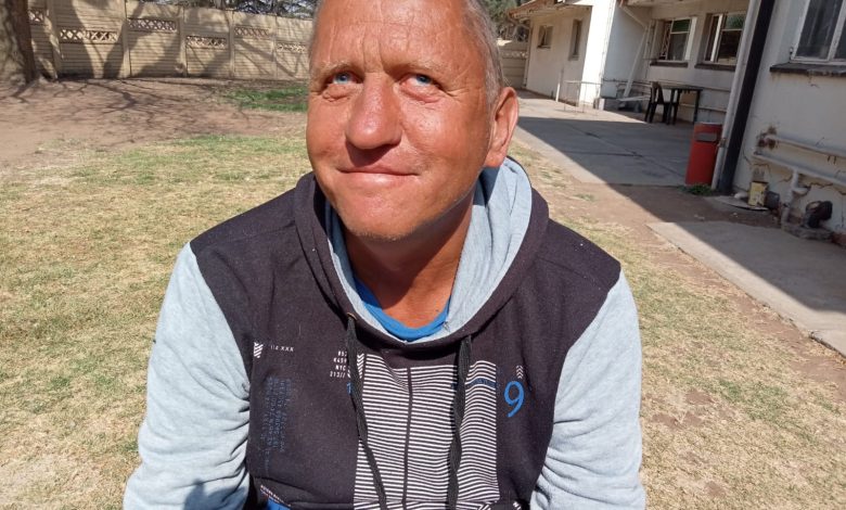 Blinde berader wil graag ander help | Vaalweekblad