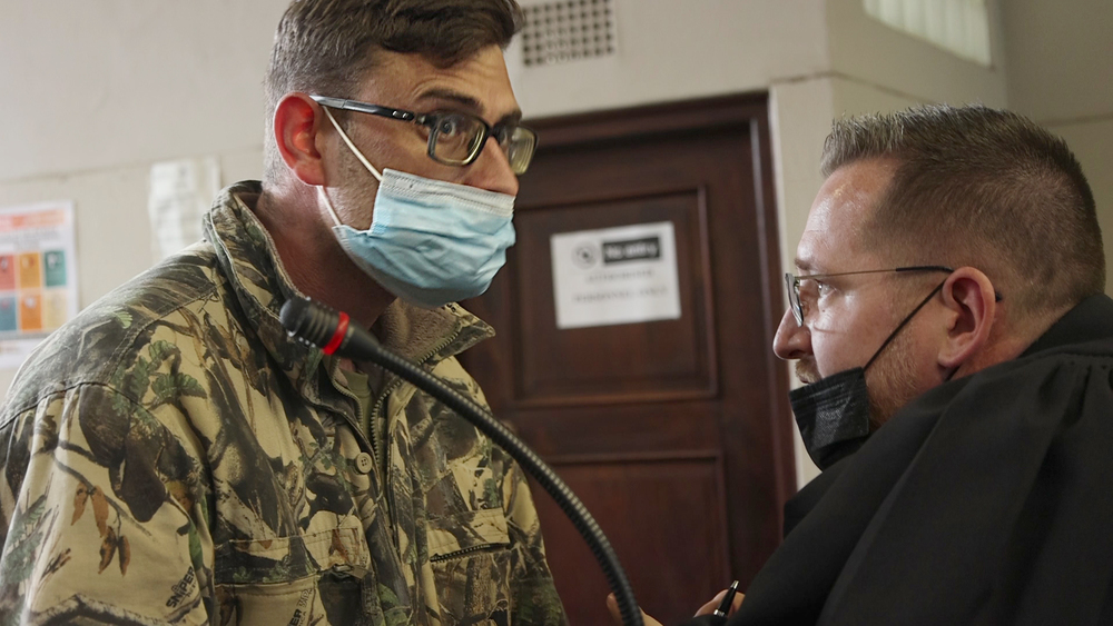 Vermeende bedrieër se makkers ook gesoek | Vaalweekblad