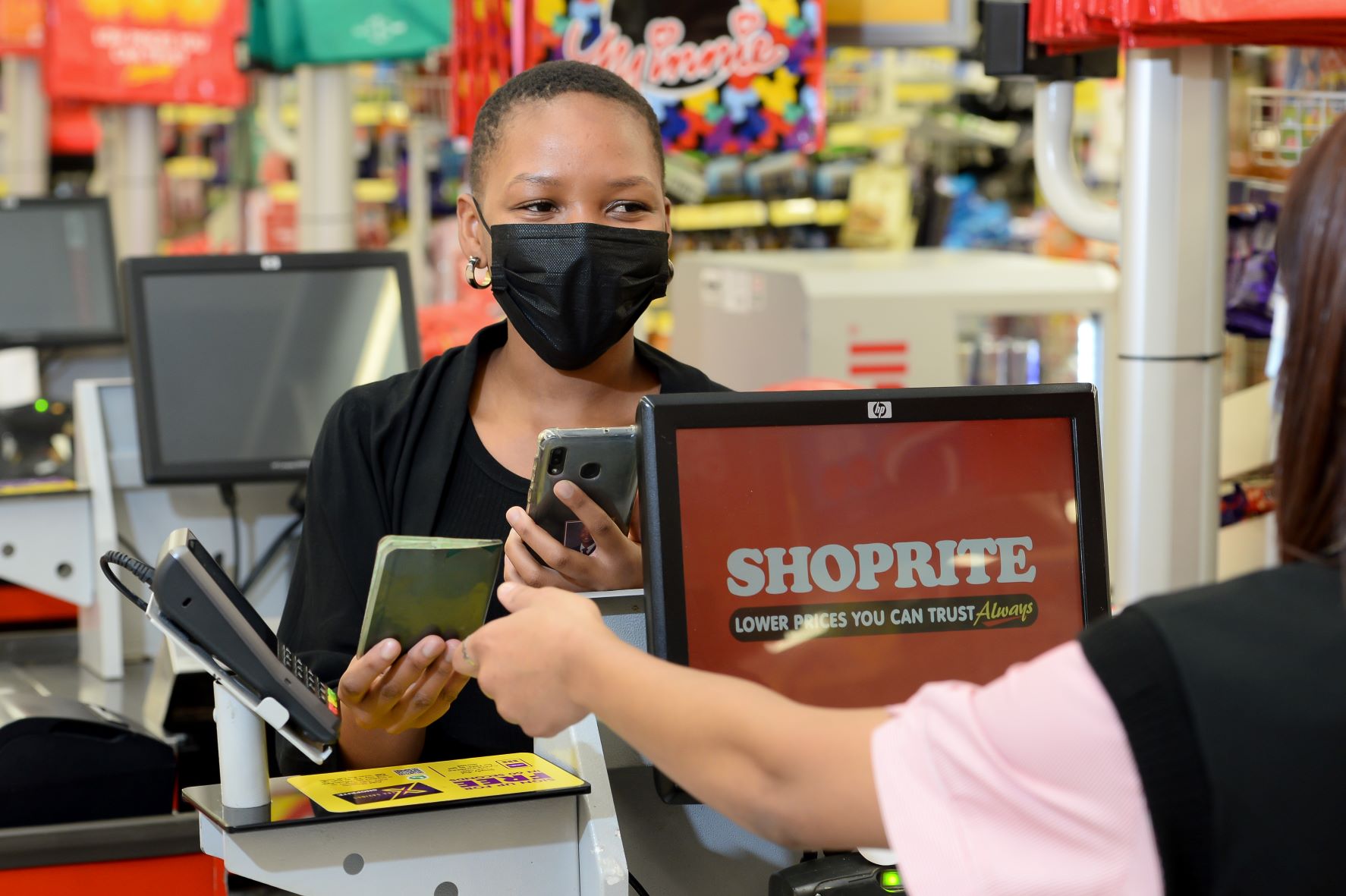 Relief grants now at every Shoprite, Checkers and Usave till | Vaalweekblad