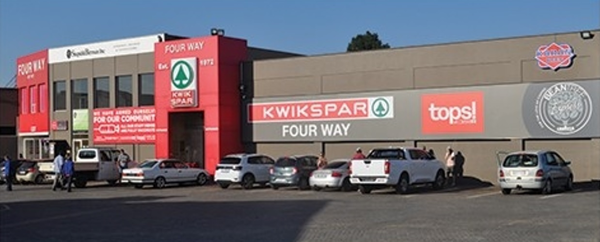 Four Way Group celebrates 50 years! | Vaalweekblad