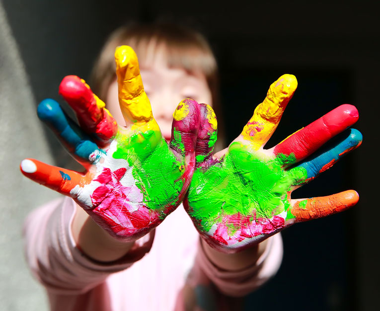 8 Incredible advantages of finger painting | Vaalweekblad
