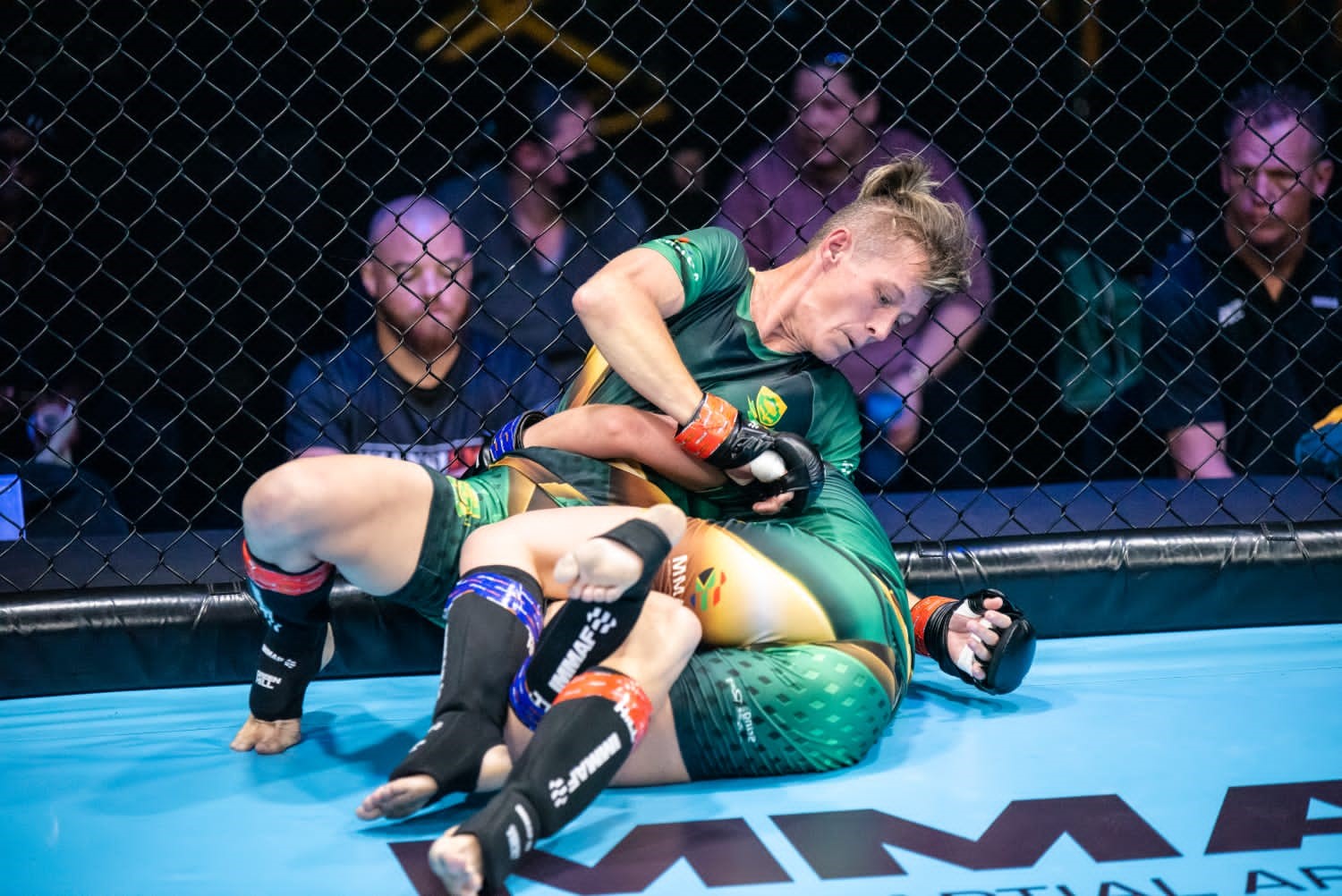 Moenie met dié polisievrou kanse vat nie | Vaalweekblad