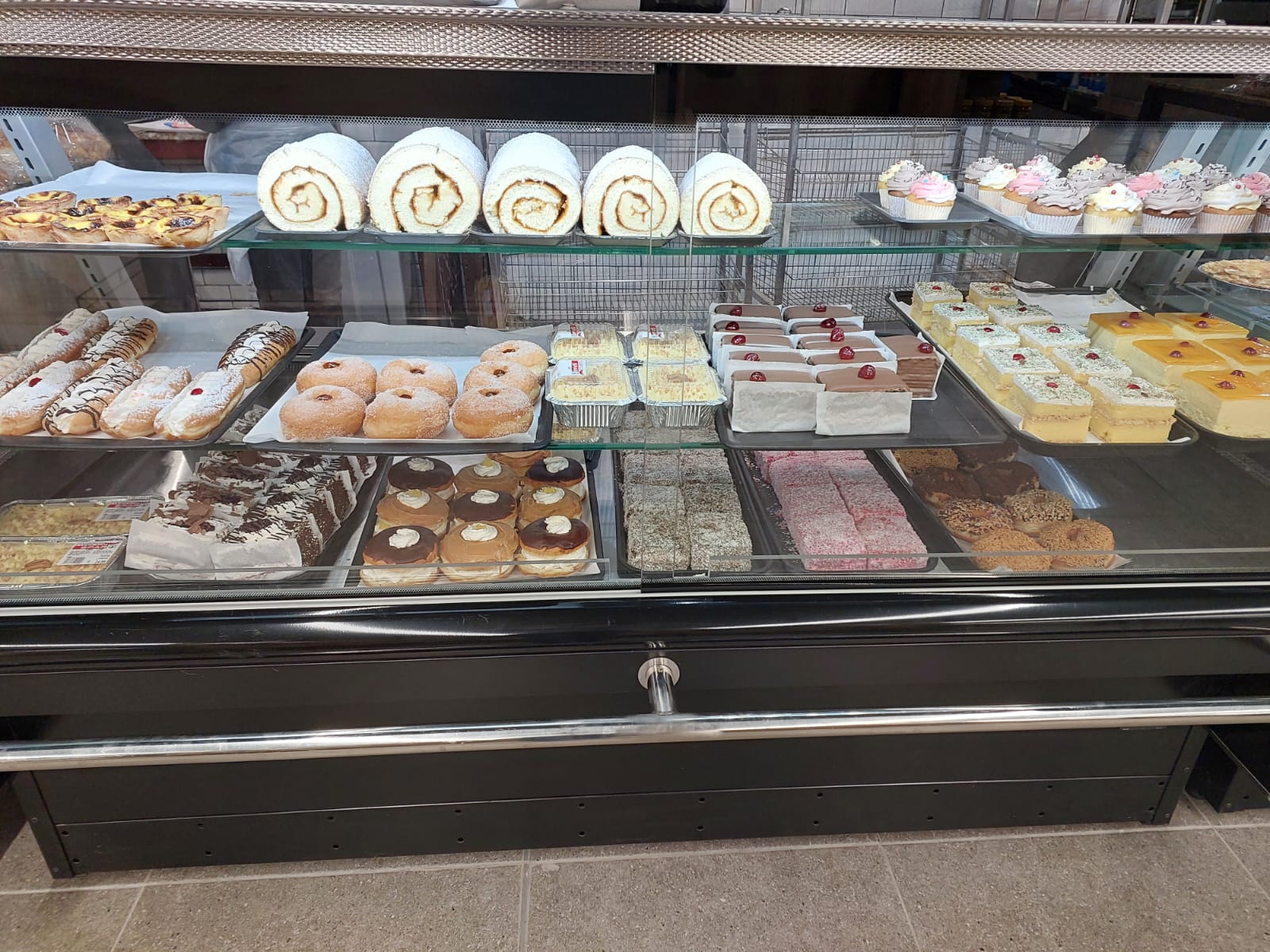 Spar Riverview celebrates revamped look with fun-day and many specials ...