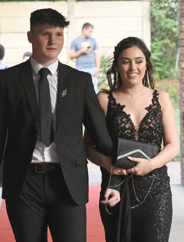 Deftige pakke, mooi rokke en interessante karre by Overvaal ...