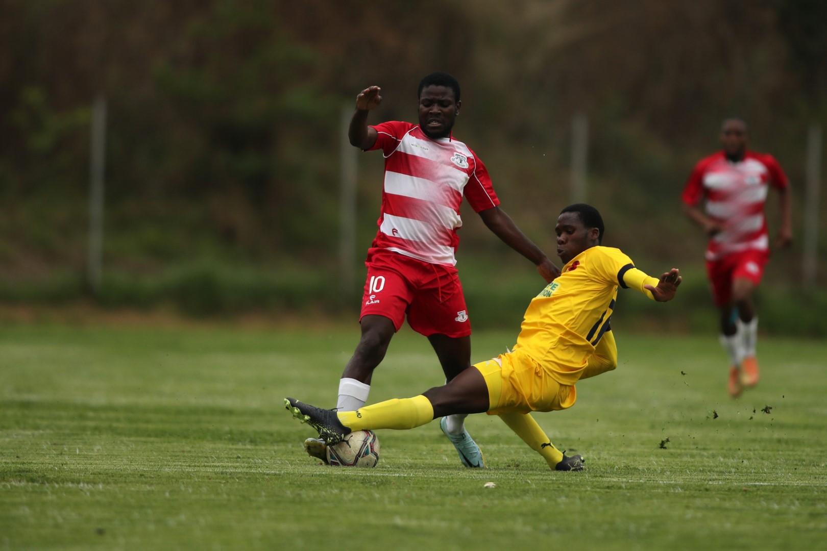 Jomo Cosmos in the Vaal | Vaalweekblad