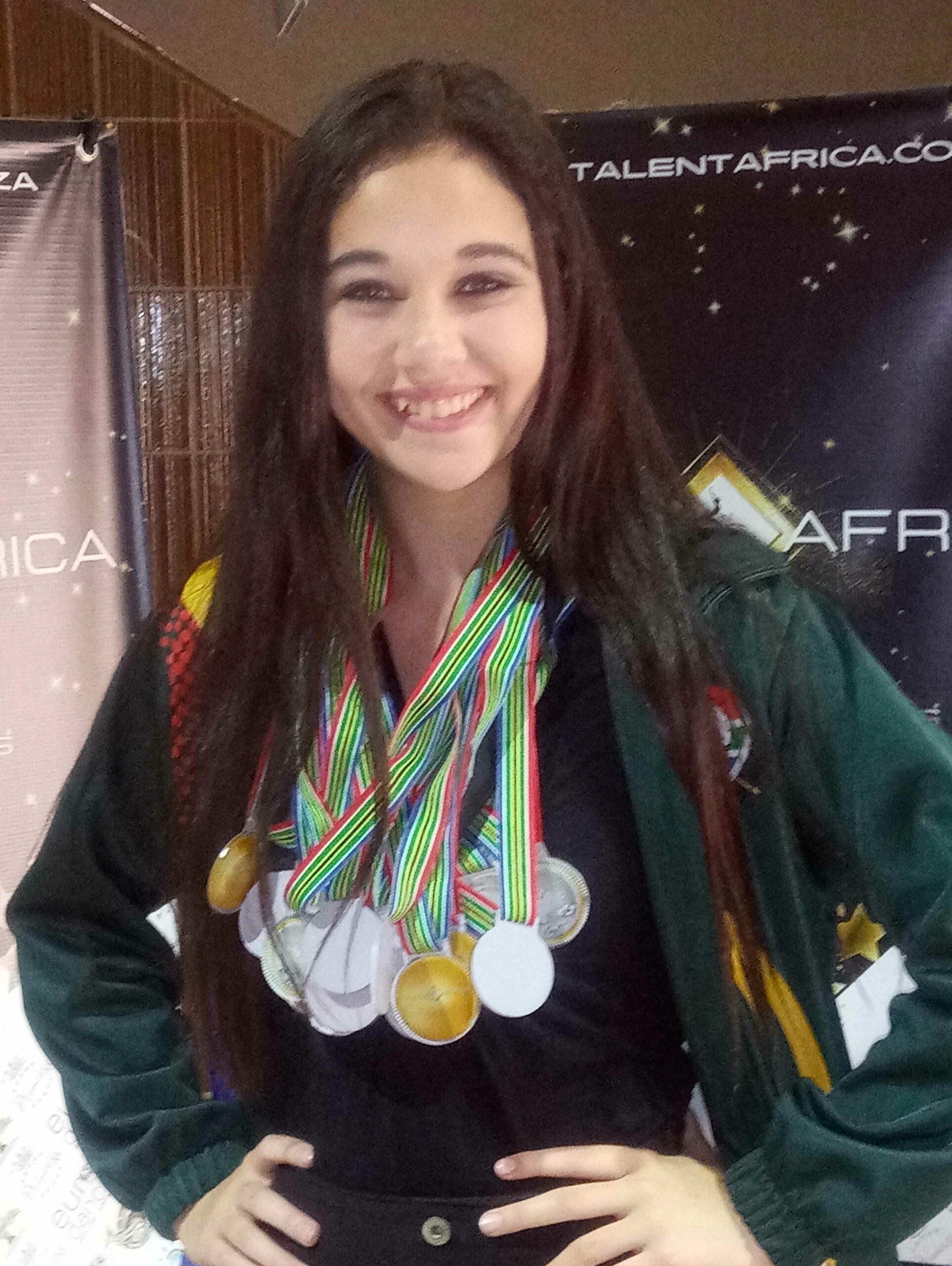 Plaaslike tiener gekies om aan gesogte program in VSA deel te neem ...