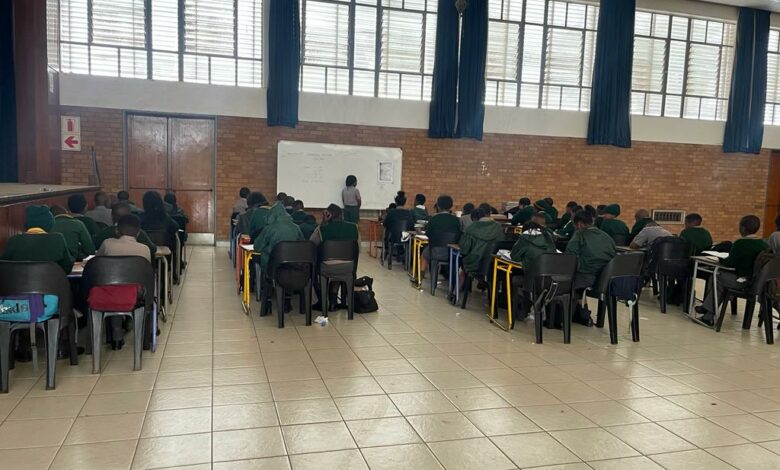 Severe overcrowding at Randvaal Primary School affects teaching and ...