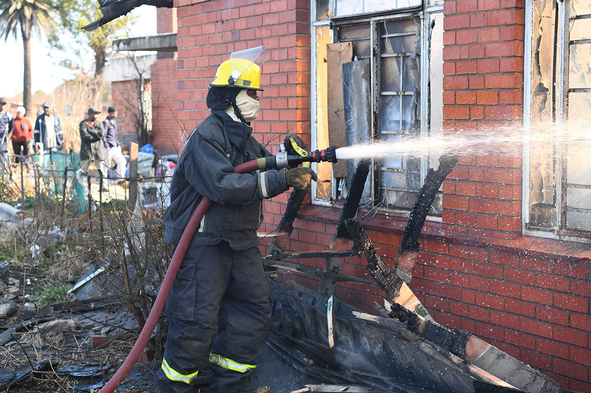 KYK: 'n Dag in die lewe van 'n brandweerman | Vaalweekblad