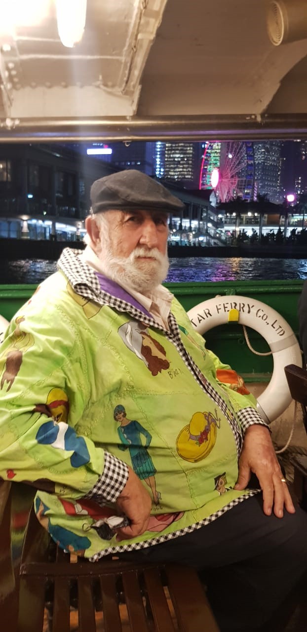 Lewensliggies se baadjie kuier saam met Nico in Hongkong | Vaalweekblad