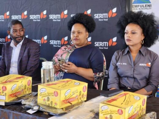 Mayor Radebe launches school uniform roll-out program | Vaalweekblad