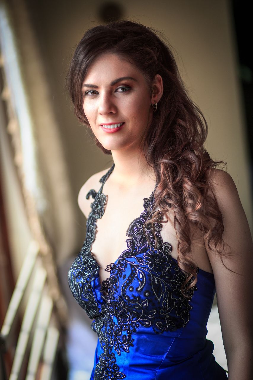 Gewasse in beseerde sangeres se keel ontdek | Vaalweekblad