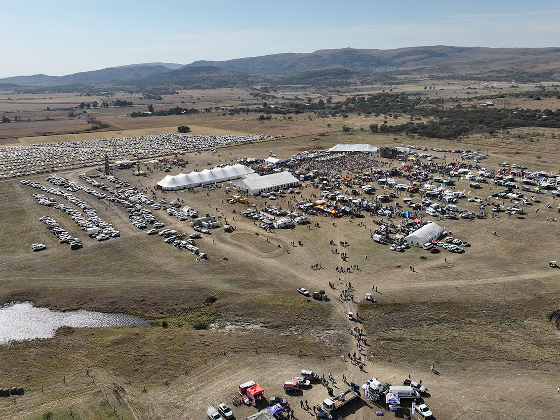 Outdoor X lok duisende | Vaalweekblad