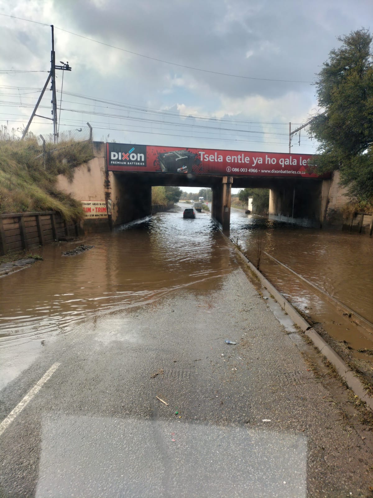 Motoriste gewaarsku oor toestand van duikweg by Boy Louw-brug ...