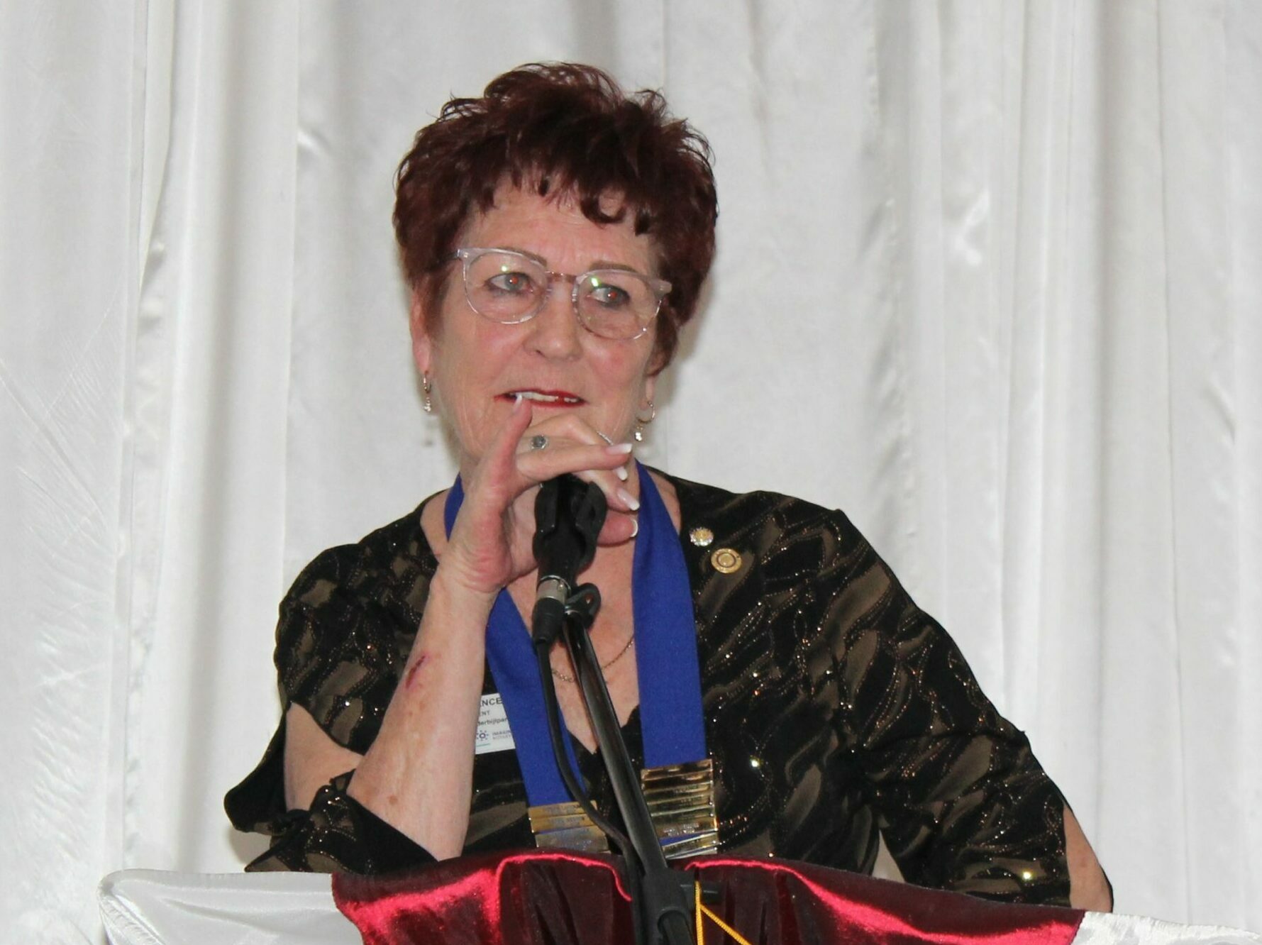 Positiewe vredemaker met ‘n hart vir mense | Vaalweekblad