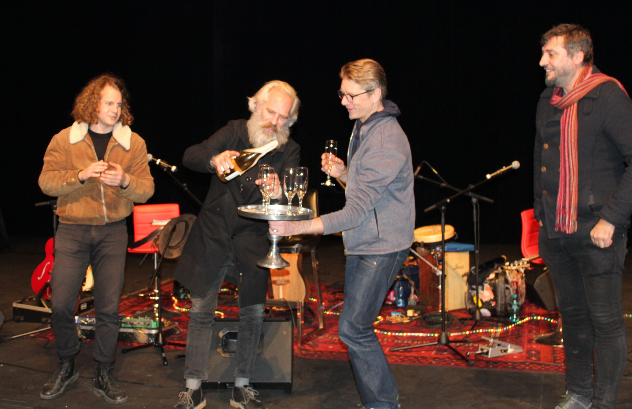 Neil Sandilands bekoor by ERT | Vaalweekblad