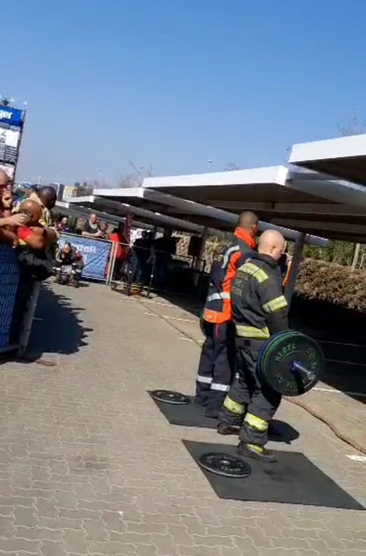 Midvaal-brandweermanne doen dit weer | Vaalweekblad