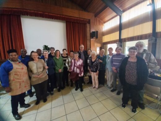 Feesmaal vir die lewe se weeskinders | Vaalweekblad