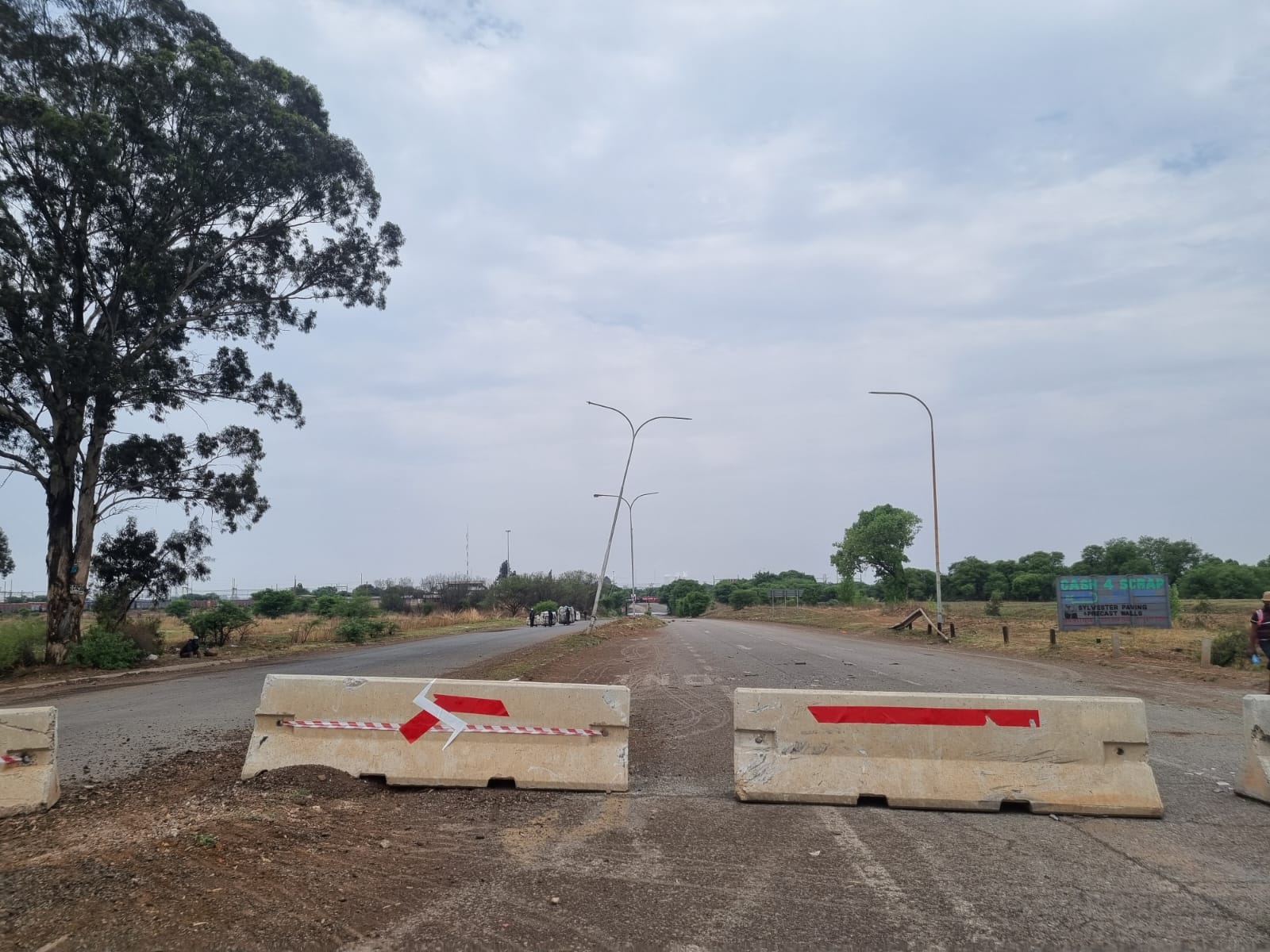 Boy Louw Road closure claims motorist's life | Vaalweekblad