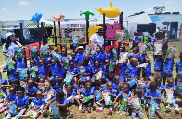 Ceramic Industry spoils Bona Lesedi children | Vaalweekblad