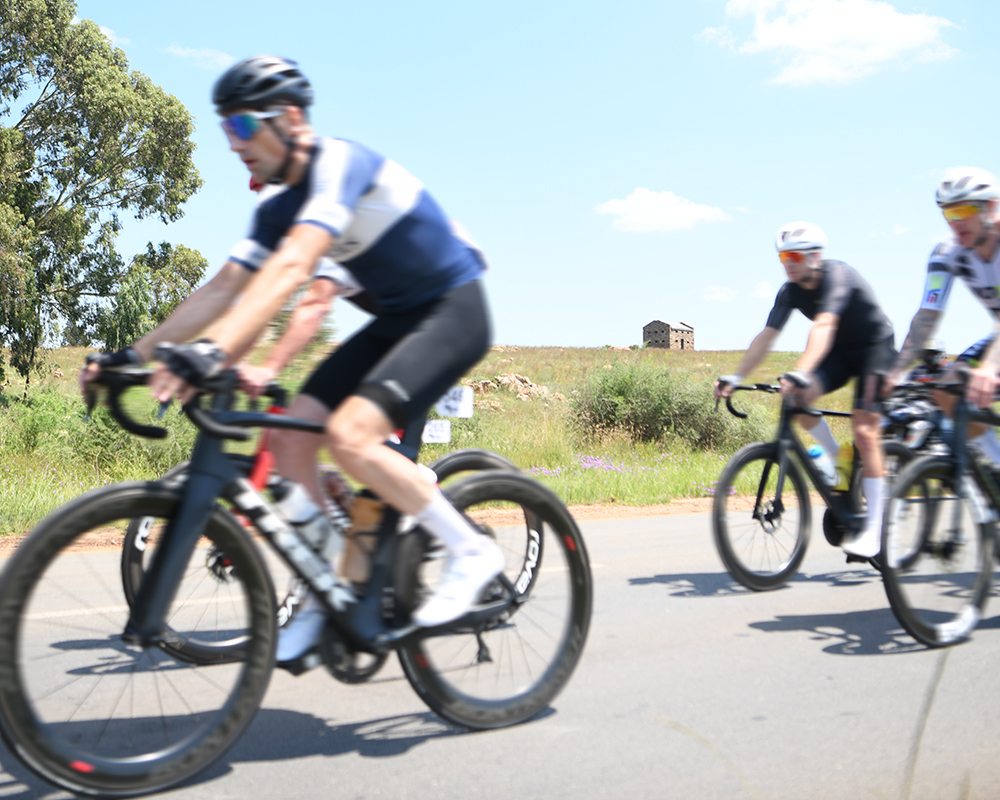 KYK: (Pelo)tonne fietsry aksie in Midvaal! | Vaalweekblad