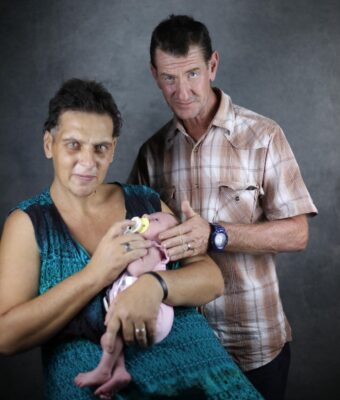 Onverwagse baba verras kinderlose ouerpaar uit die bloute! | Vaalweekblad