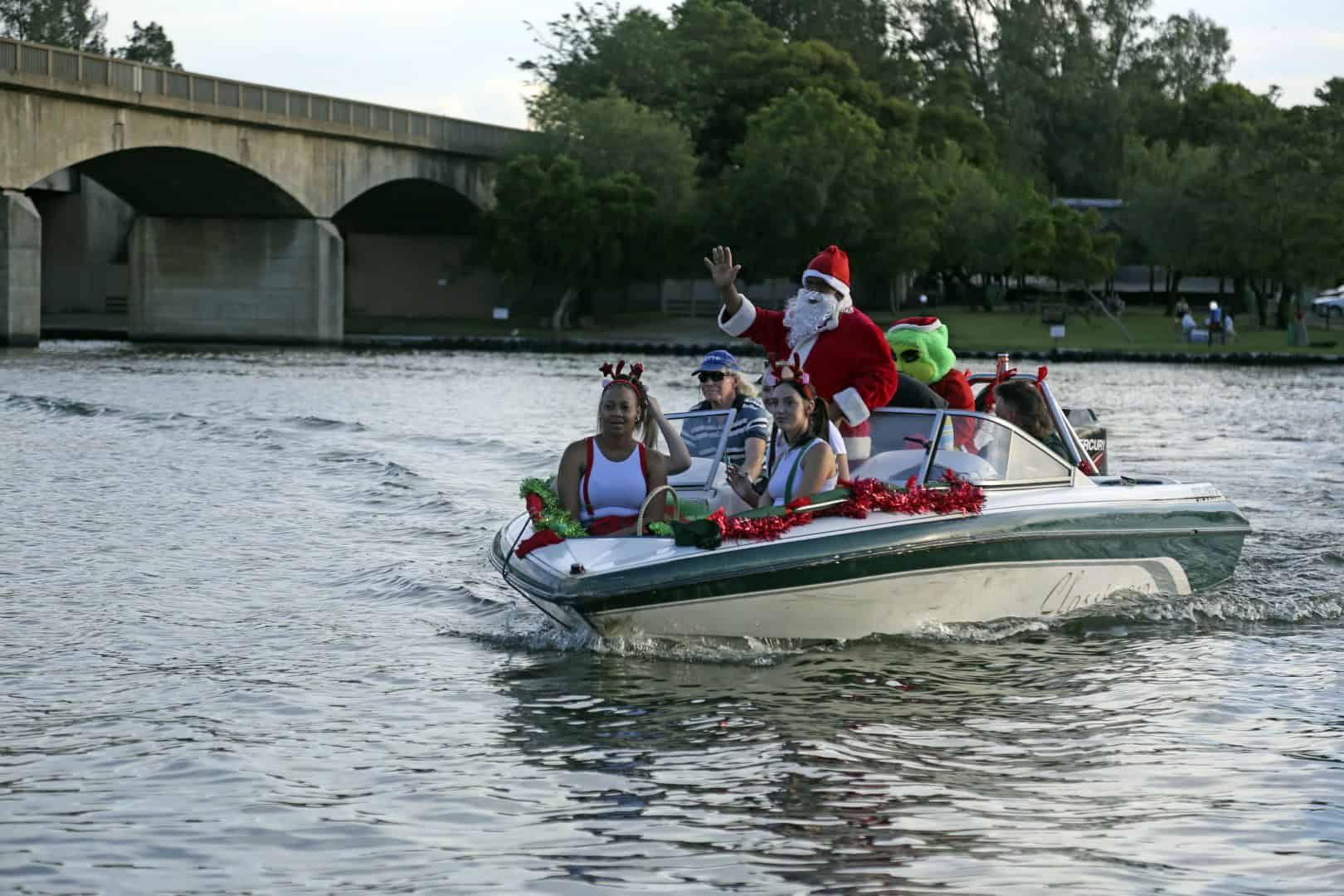 Kersfees-koors loop hoog in die Vaal | Vaalweekblad