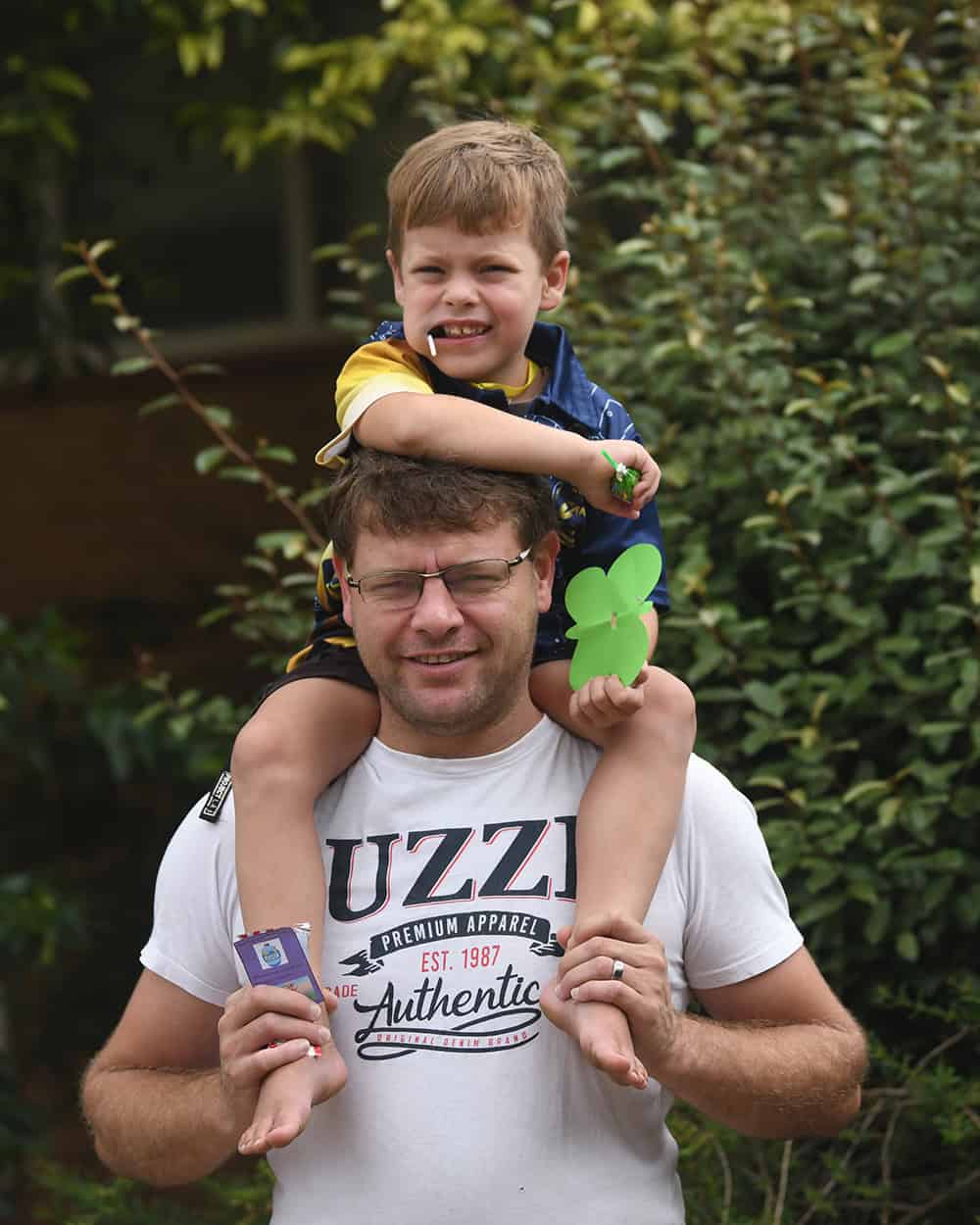 Klein voetjies, eerste groot treë | Vaalweekblad