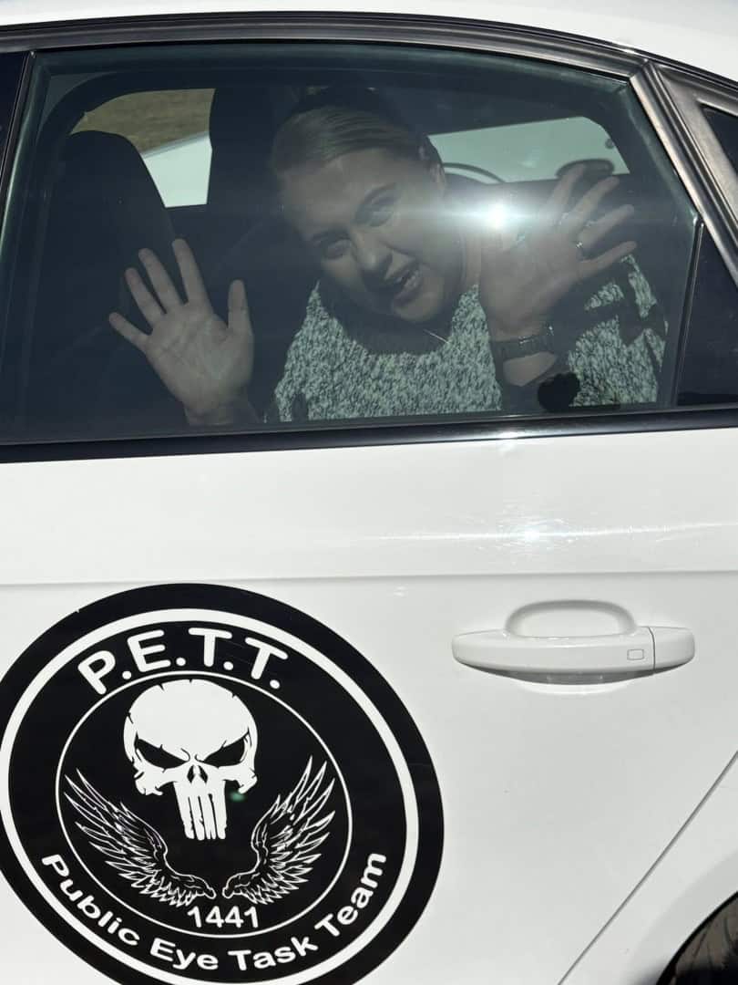 Skoolhoof en onderwysers word voor skoliere 'gearresteer' | Vaalweekblad