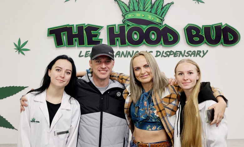 Van posbus tot pionier – Die verhaal van Hood Farmacy | Vaalweekblad