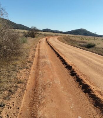 PICS: Road blading in progress on D1321 Viscgat Road in Vereeniging ...