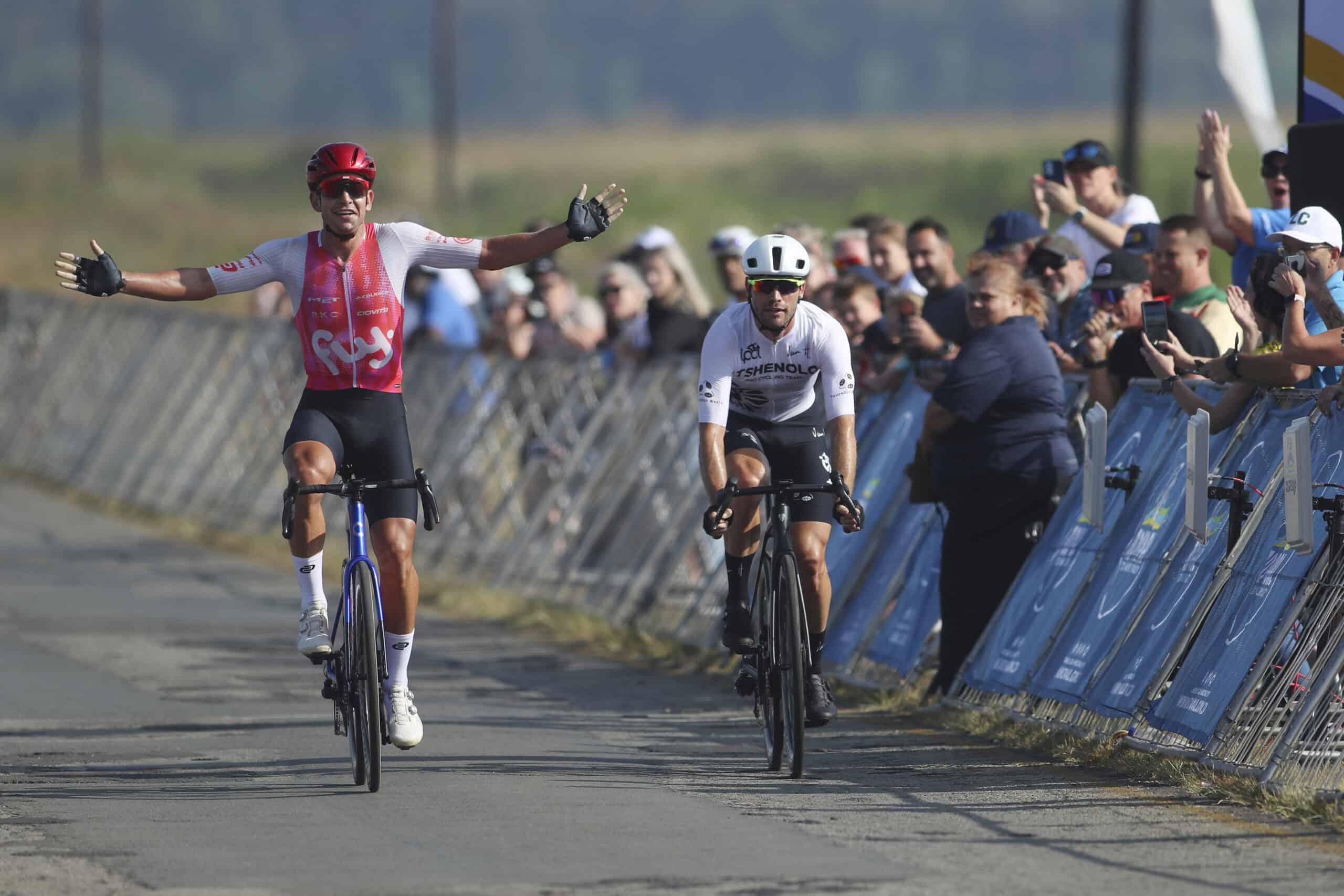 Gibbons kry kraai koning | Vaalweekblad