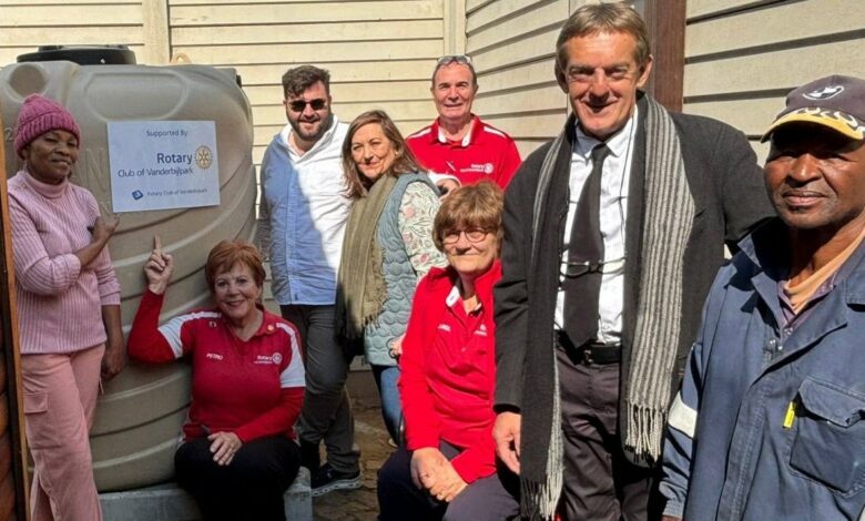 Rotary Club of Vanderbijlpark helps Dante Chan Christian Centre | Vaalweekblad