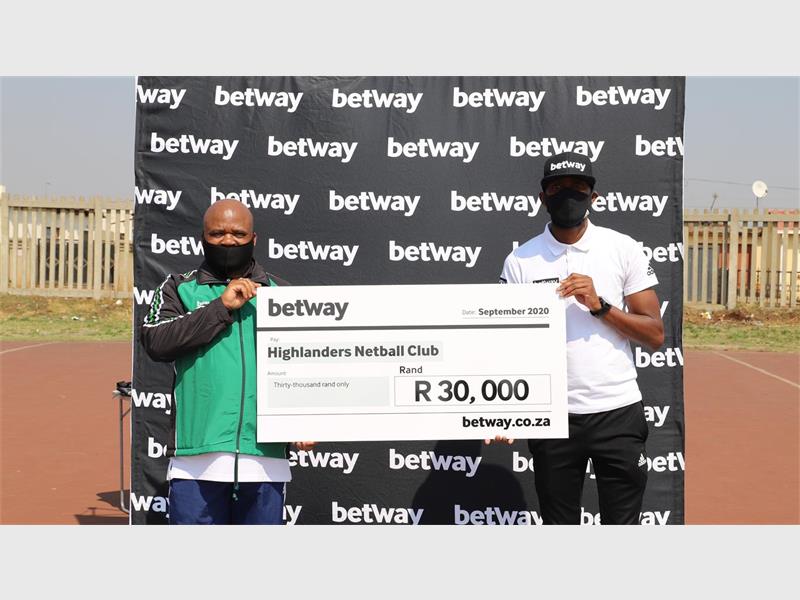 Highlanders Netball Club in Katlehong receives donation from Betway SA ...
