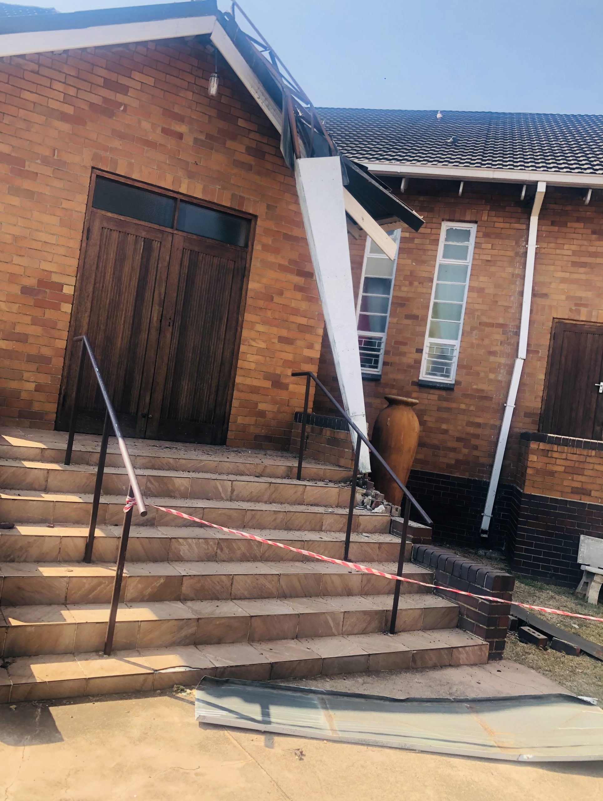 Wind waai NG Kerk toring om | Heidelberg Nigel Heraut